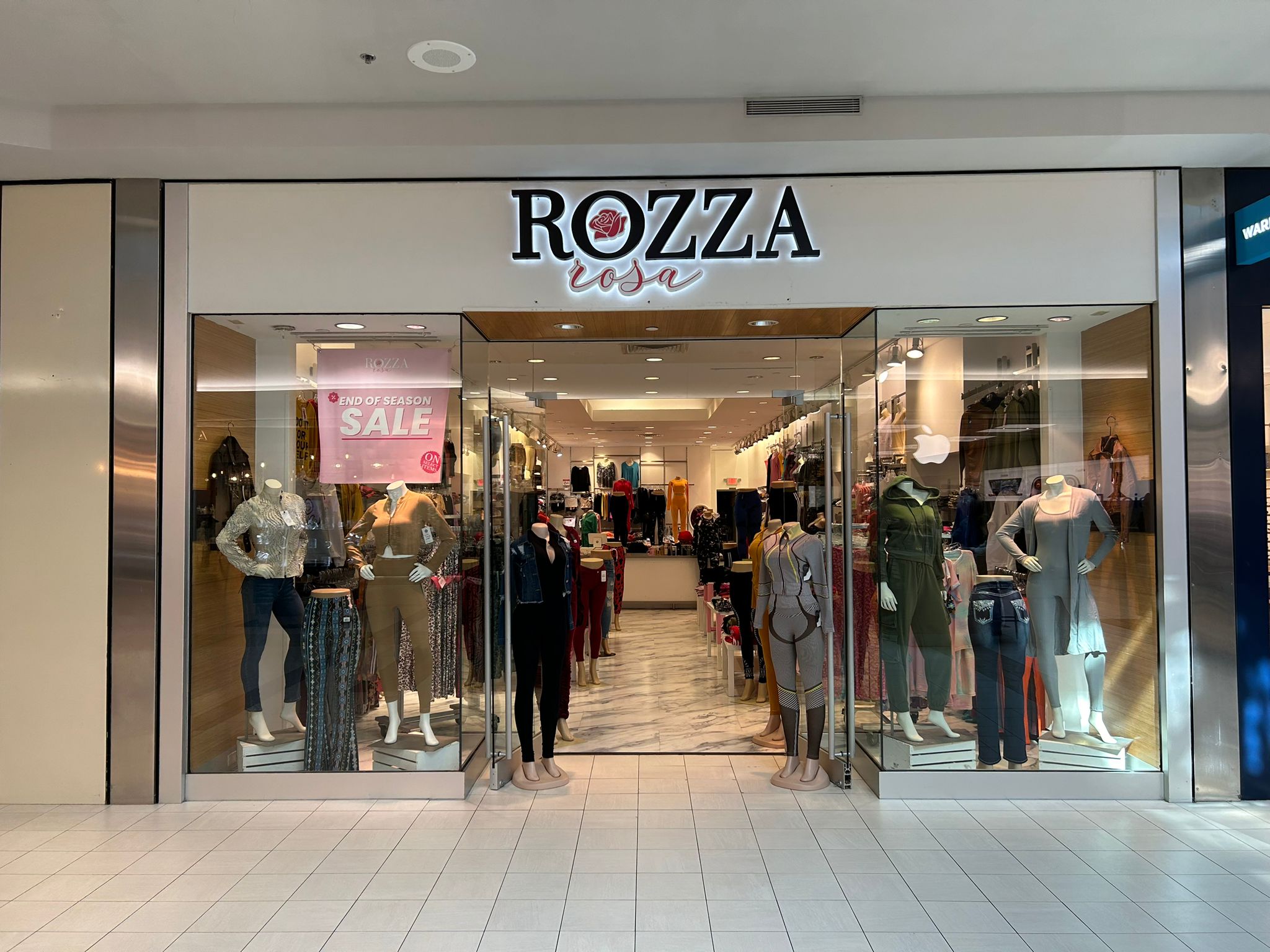 Rozza Rosa 701 Lynnhaven Pkwy,Virginia Beach,VA,US,23452